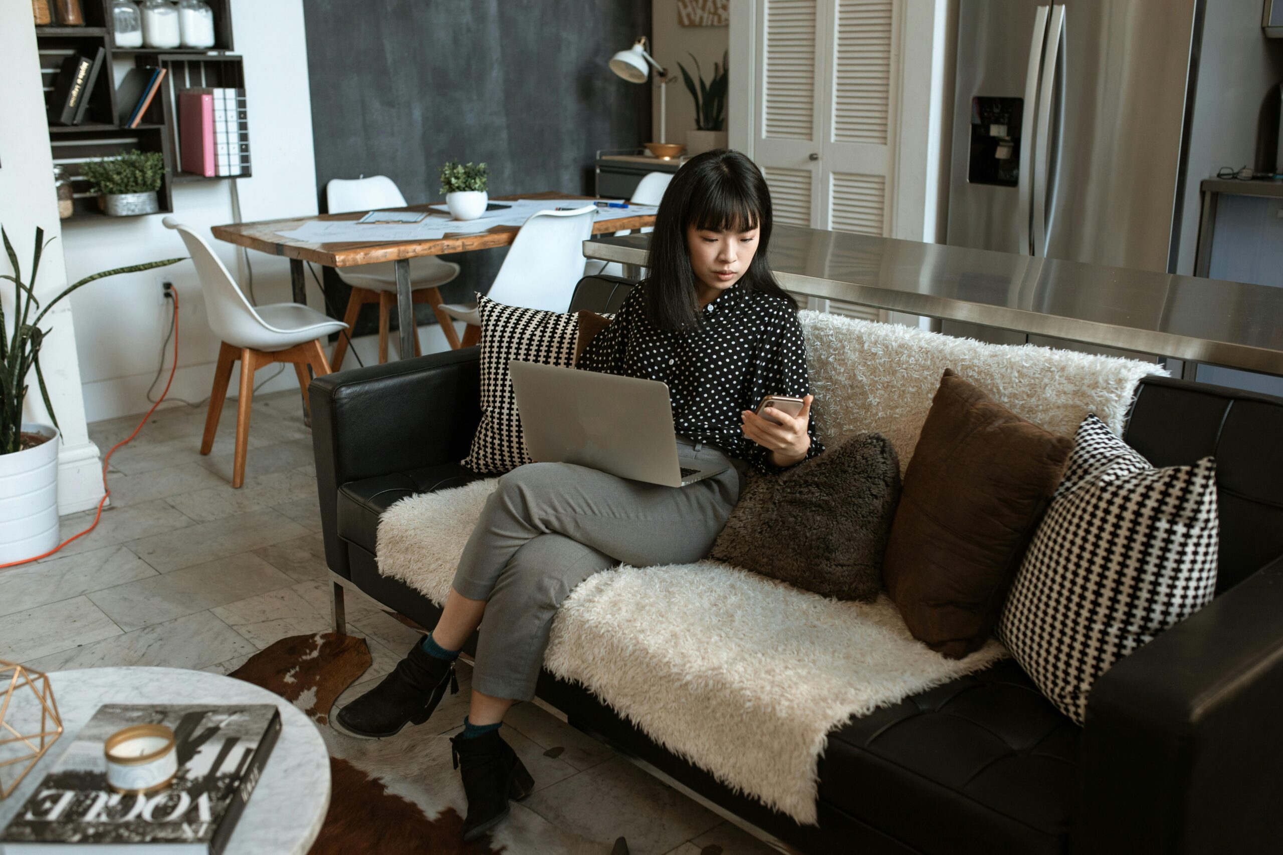 Making it Work: Roommate Etiquette for Compact Living | Diggz Blog